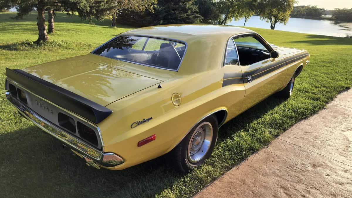 1972 Dodge Challenger 340 4-Speed - Nostalgic Rides