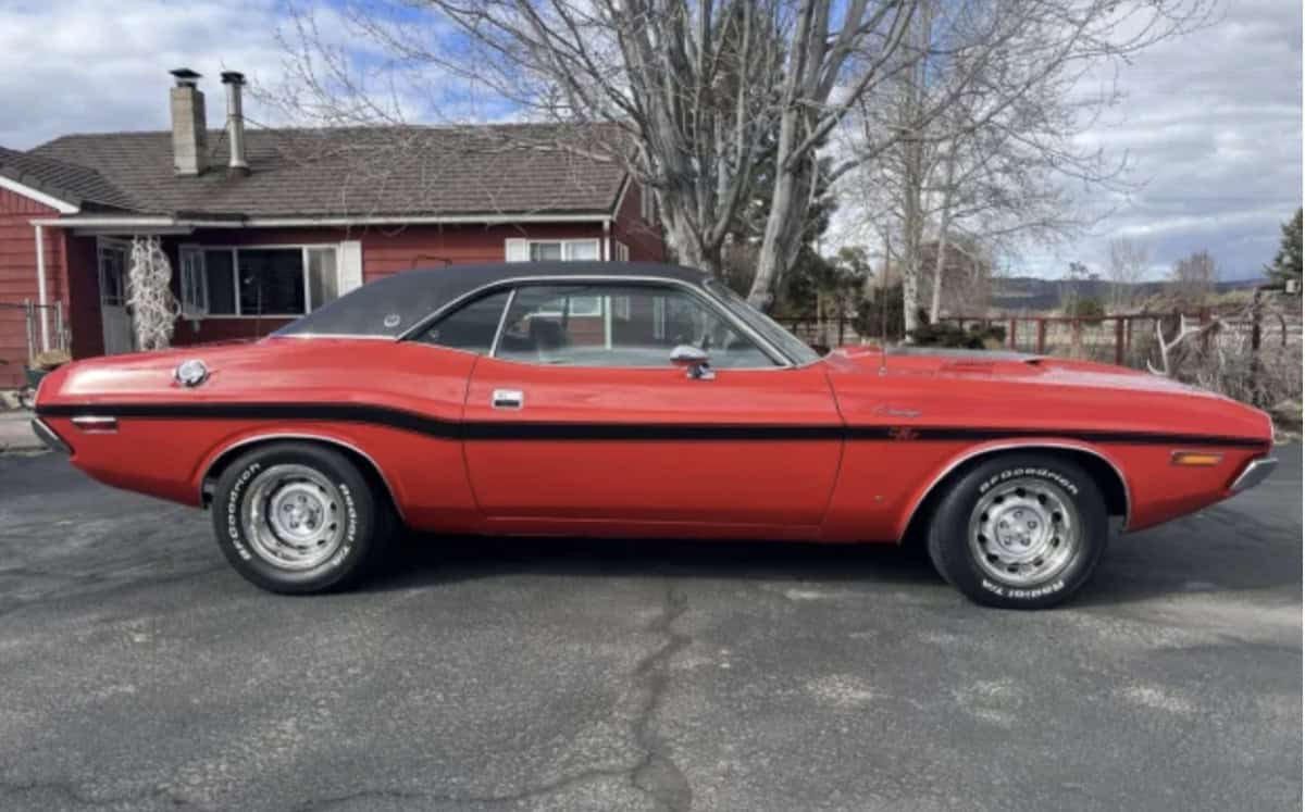 1970 Dodge Challenger R/T SE - Nostalgic Rides